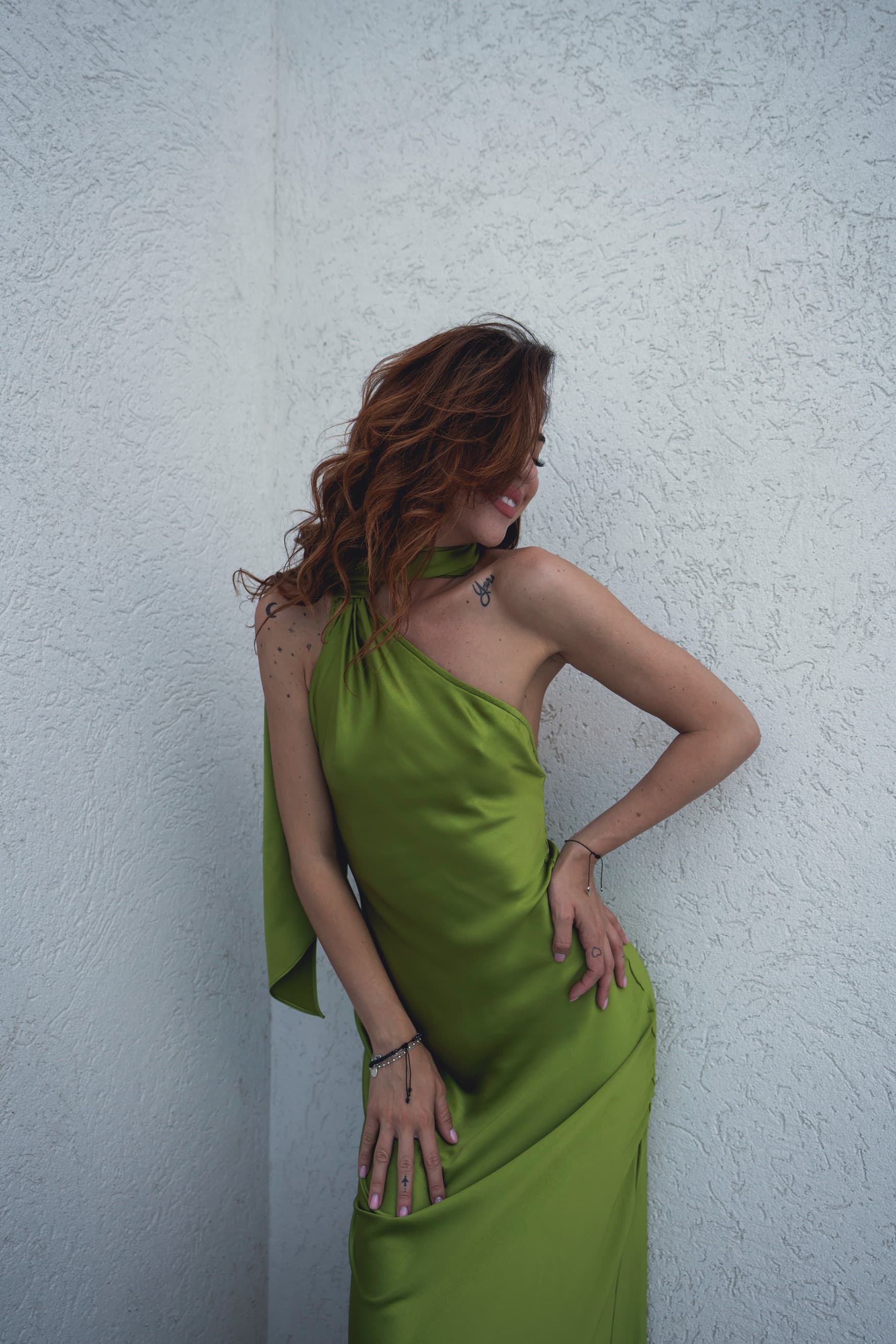 Rochie Lunga Satin Verde SO GISELLE – SO MINE FASHION